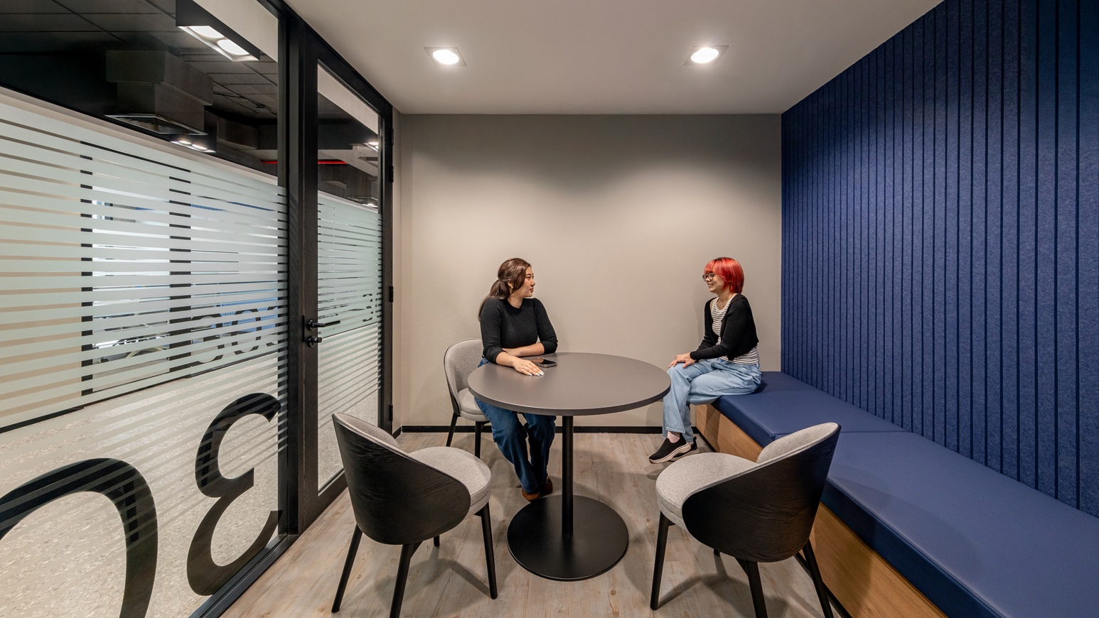 Office Interior Design King Power Mahanakhon | Thailand | Singapore | Paperspace Asia Interior ...